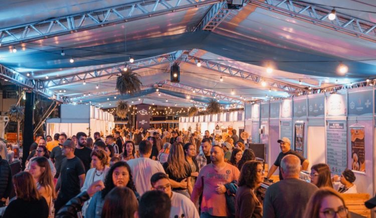 Jardim Camburi recebe feira de liquidação com 78 lojas e música ao vivo ...